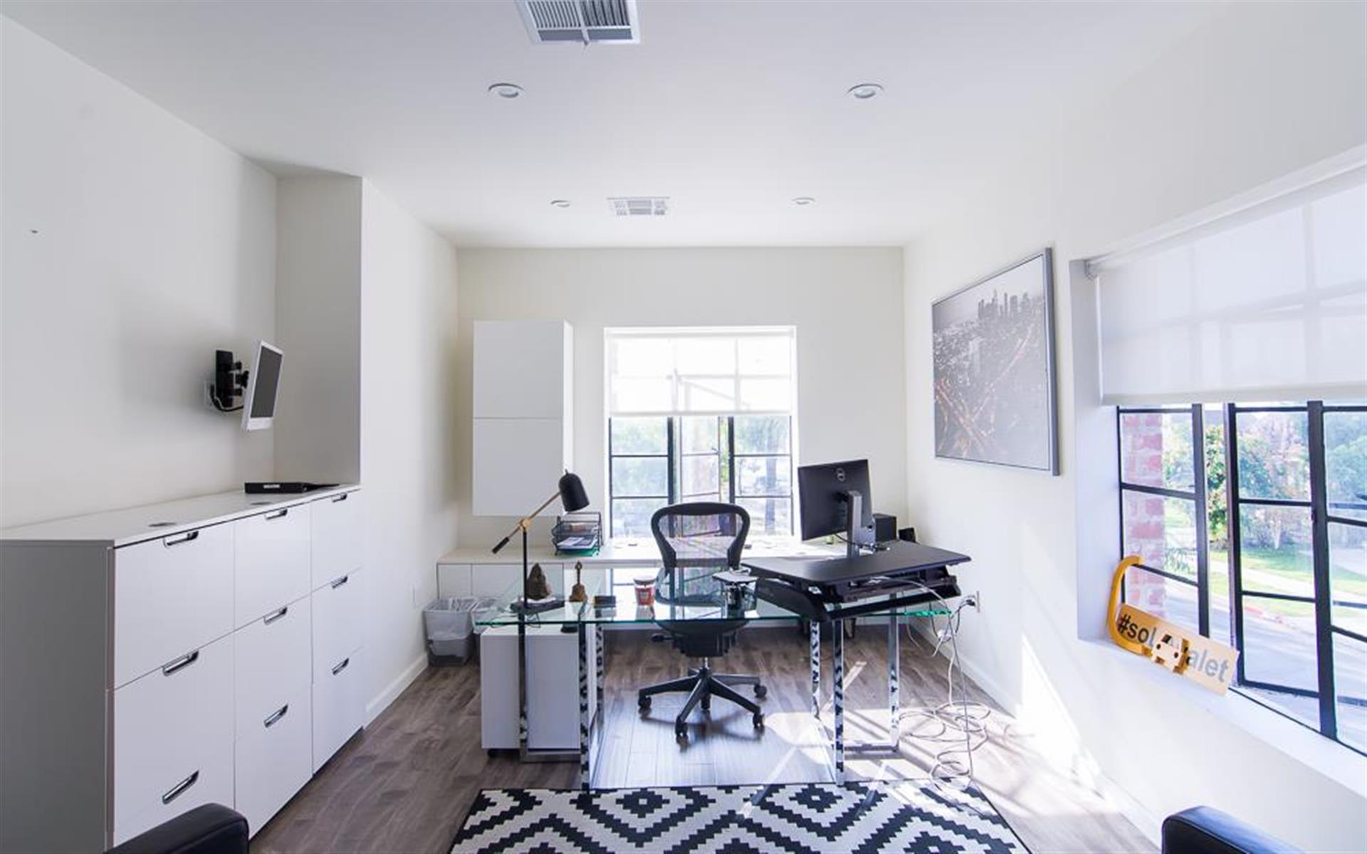 5 essential elements of office space design.